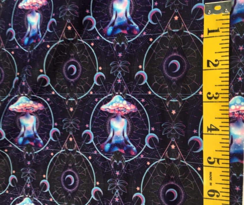 Hippie Shrooms SMALL SCALE – Material Magic